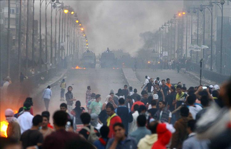 Police disperse pro-democracy rallies across Egypt