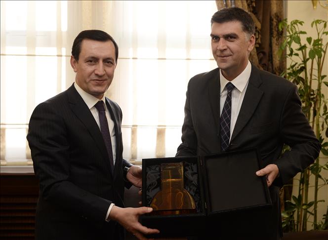 Emrullah Isler, zamjenik premijera Turske