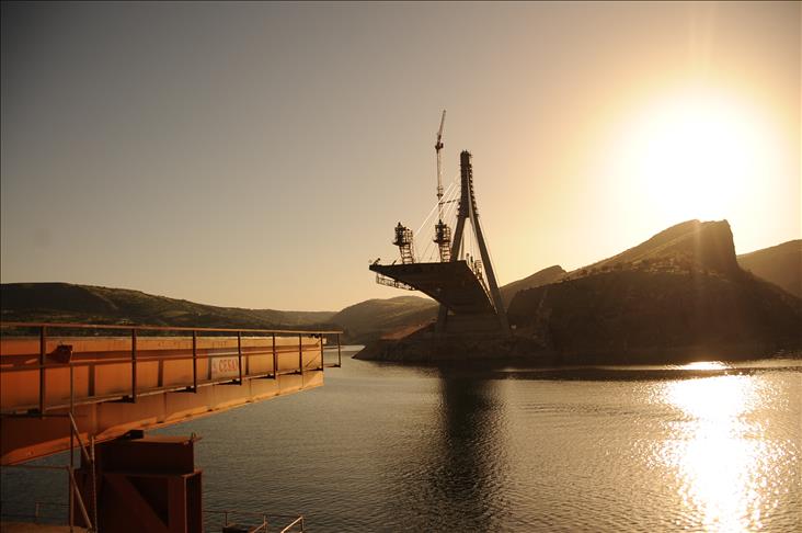 Turko-Italian consortium signs 3rd Istanbul bridge deal