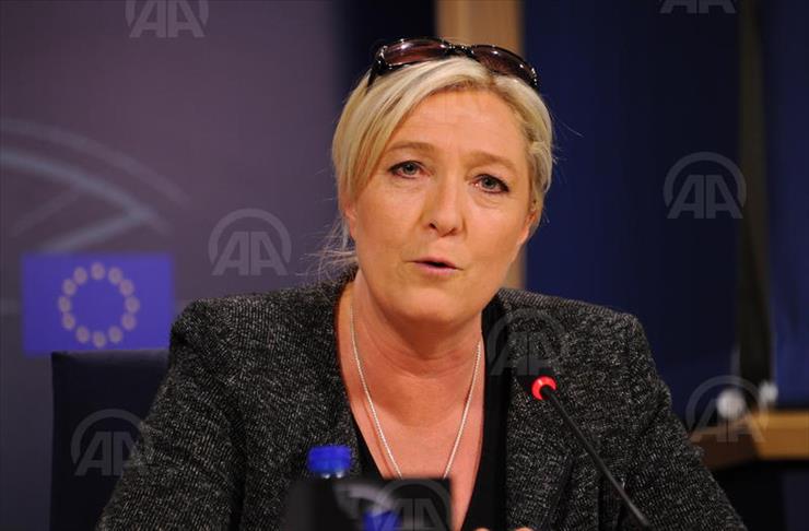Le Pen souhaite que la France s'affranchisse de la CEDH