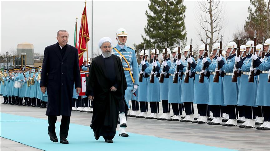 Presidenti turk Erdoğan priti homologun iranian Rouhani