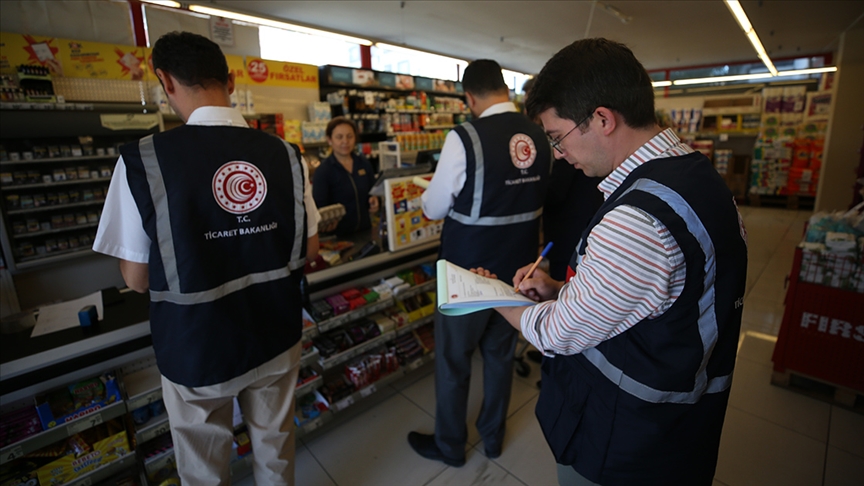 Ticaret Bakanlığı, marketlerdeki etiket-kasa fiyatı uyuşmazlığına göz ...
