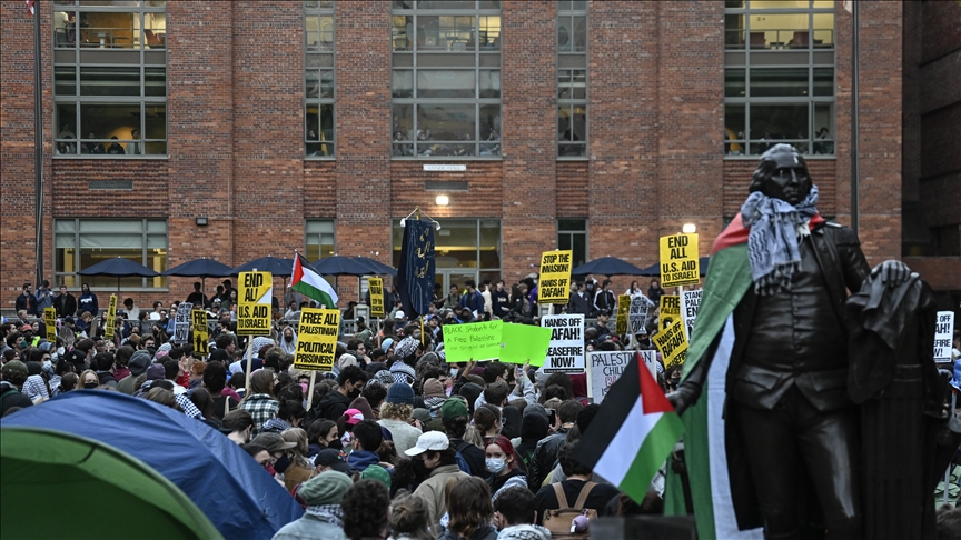 Holocaust survivor stands in solidarity with Gaza protesters at George ...
