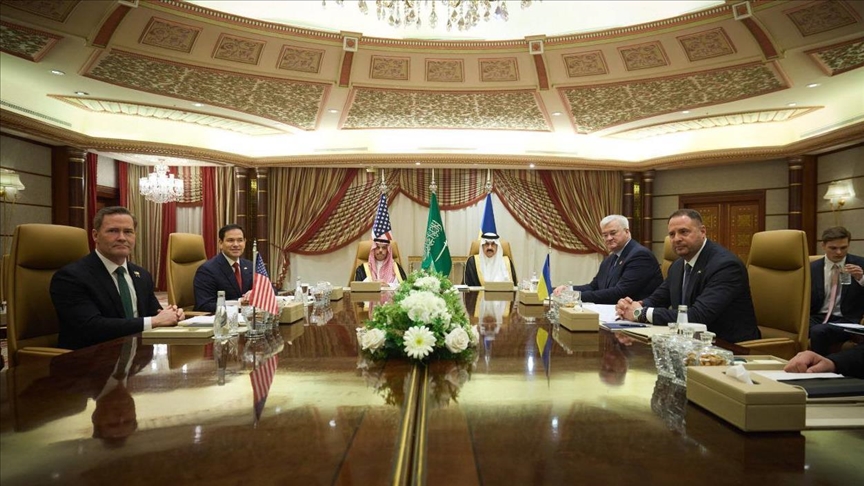 US, Ukraine begin talks in Saudi Arabia to discuss prospects for peace ...