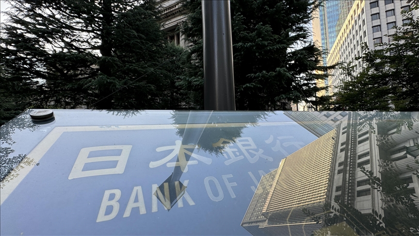 Japan’s falling real wages over last 9 months push Bank of Japan into ...