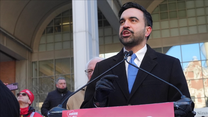 Mayor Mamdani signs executive order limiting ICE access to New York ...