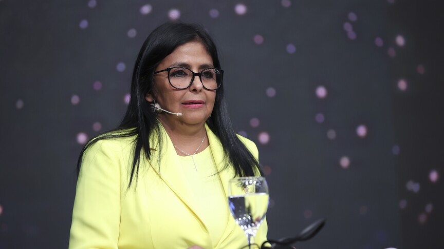 2 US senators demand answers over removal of sanctions on Venezuela’s ...