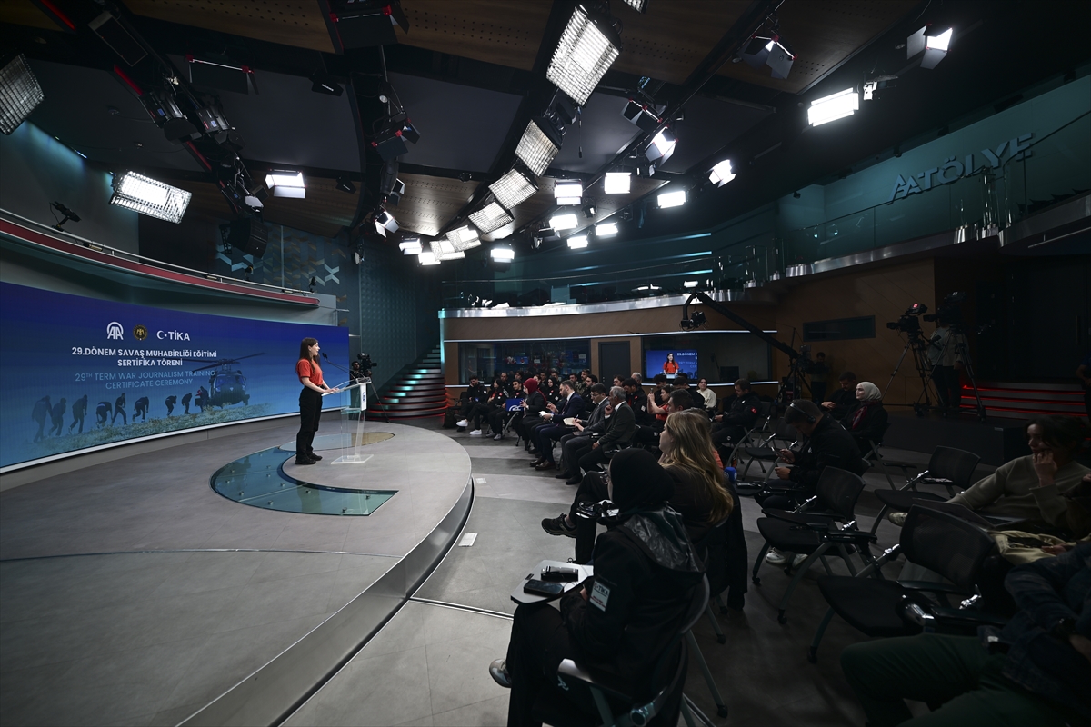 AA's “29th War Correspondent Training Program” has concluded