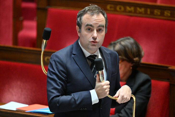France : Lecornu défend l’isolement des cas contacts liés au cluster d ...