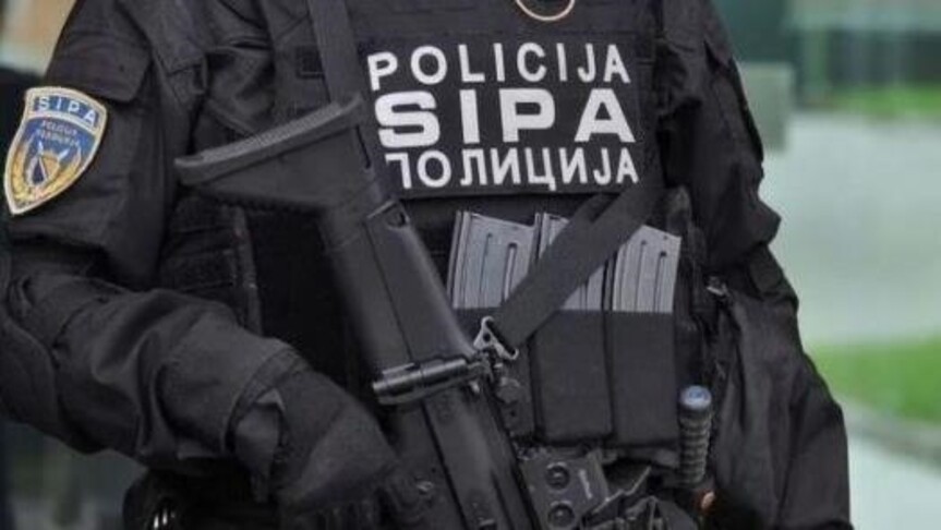 BiH: Uhapšen državljanin Crne Gore, osumnjičen za članstvo u grupi ...