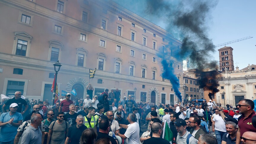 Protests, transport disruptions hit Italy during nationwide general strike