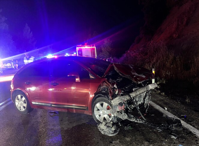 Li Burdurê 4 wesayît li hev qelibîn, 4 kes mirin û 11 kes birîndar bûn