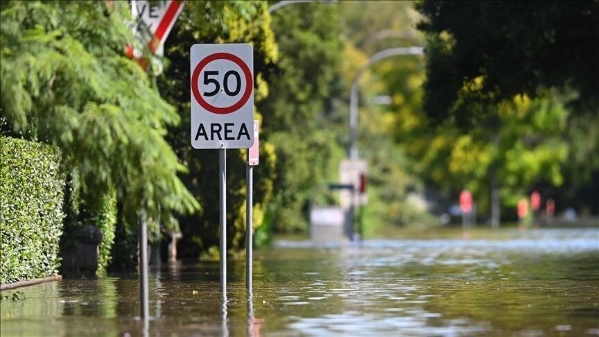 Storms leave tens of thousands without power in Western Australia
