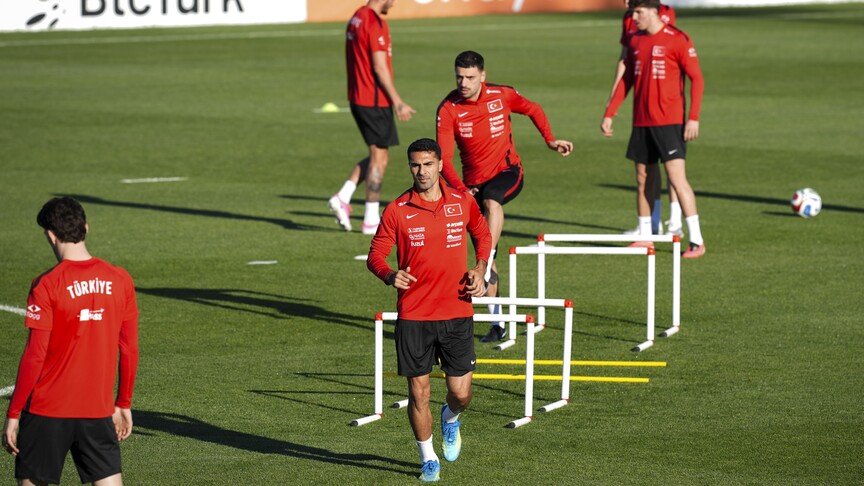 Türkiye's national team holds first training session in Florida ahead ...