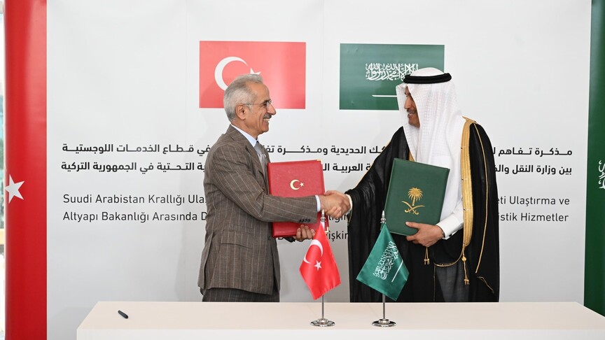 Türkiye, Saudi Arabia ink railway, transport agreements