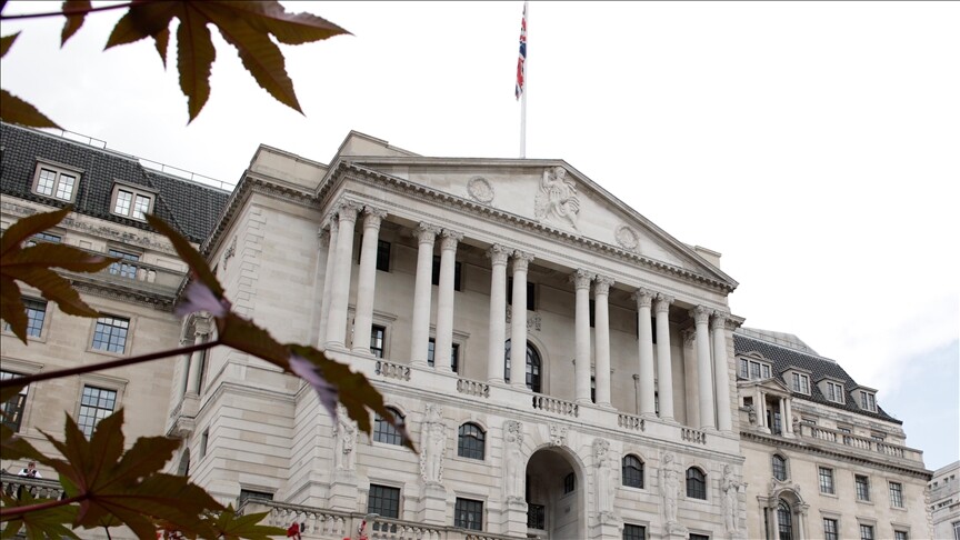 Bank of England freezes rates as US-Iran truce eases oil shock fears