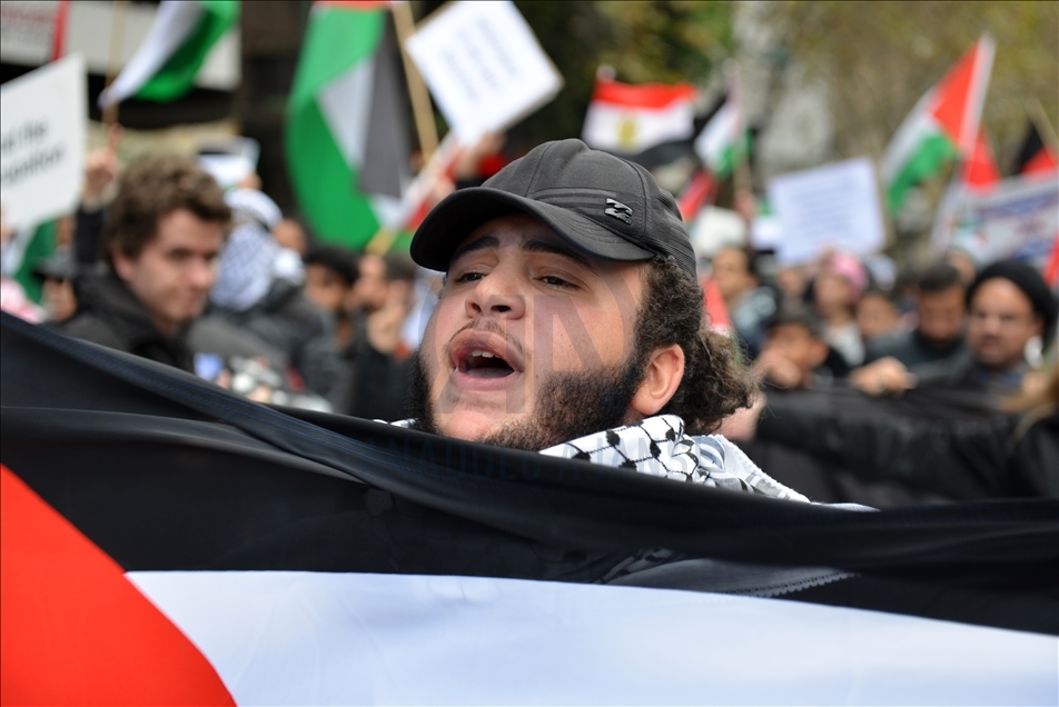 İsrail’in Filistin’e yaptığı saldırılar Avustralya’da protesto edildi