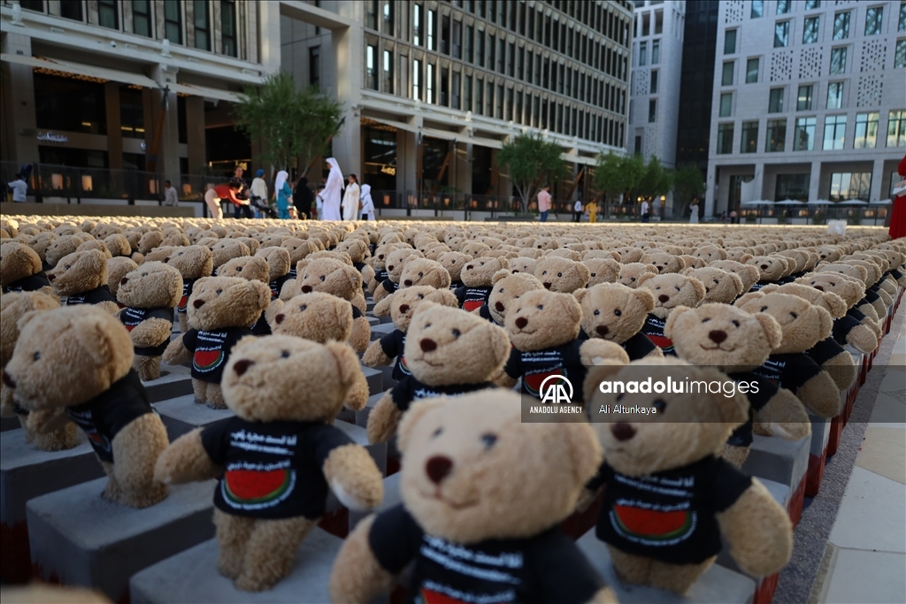 Thousands of teddy bears displayed in Qatar to commemorate children ...