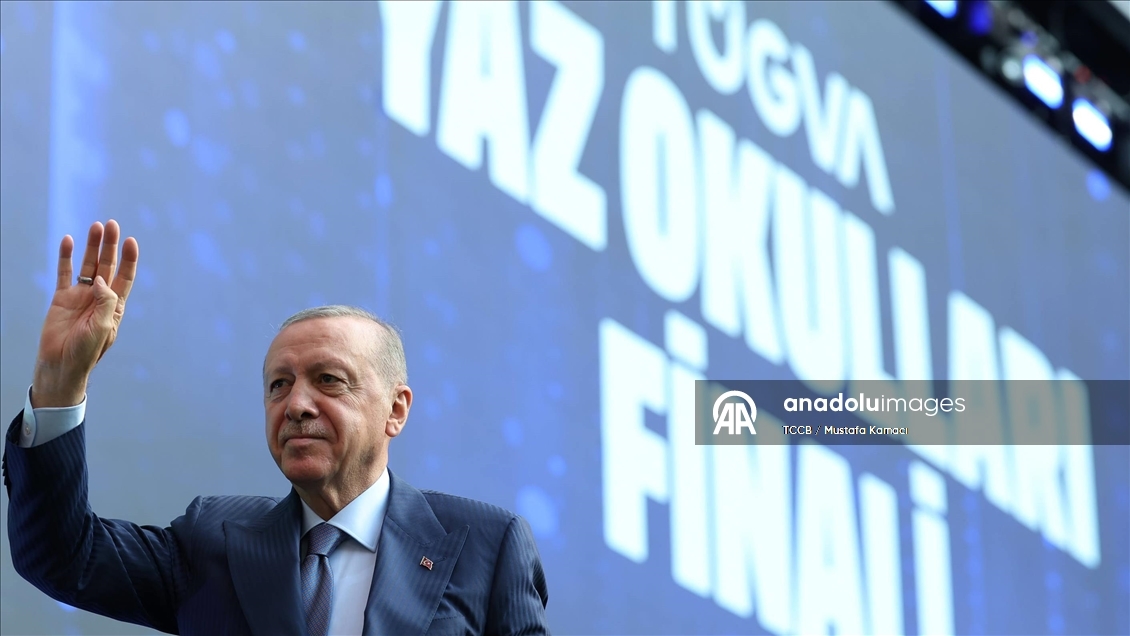 Cumhurbaşkanı Erdoğan, TÜGVA Yaz Okulları Finali Programı'na katıldı