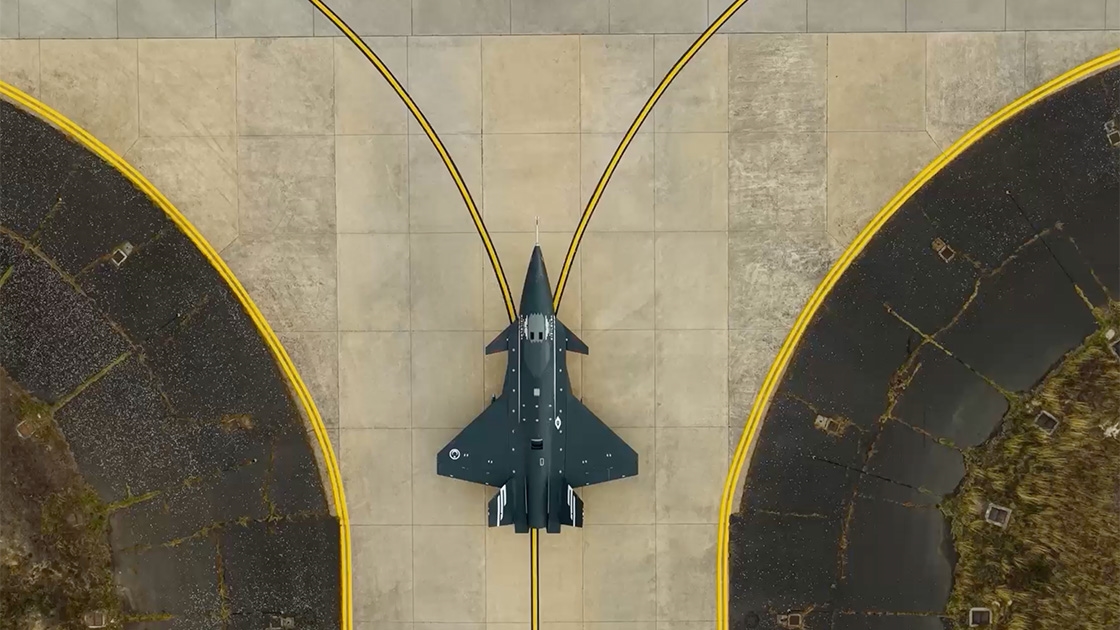 Baykar Yönetim Kurulu Başkanı Bayraktar, Bayraktar KIZILELMA PT-3'ün ...